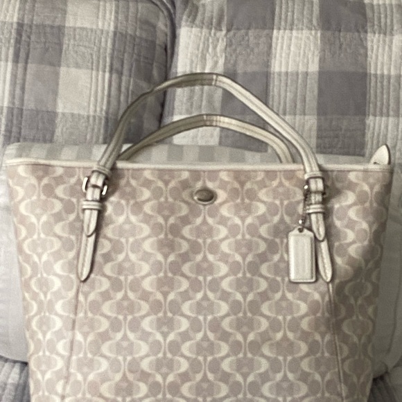 Coach | Bags | Coach Coated Canvas Tote | Poshmark
